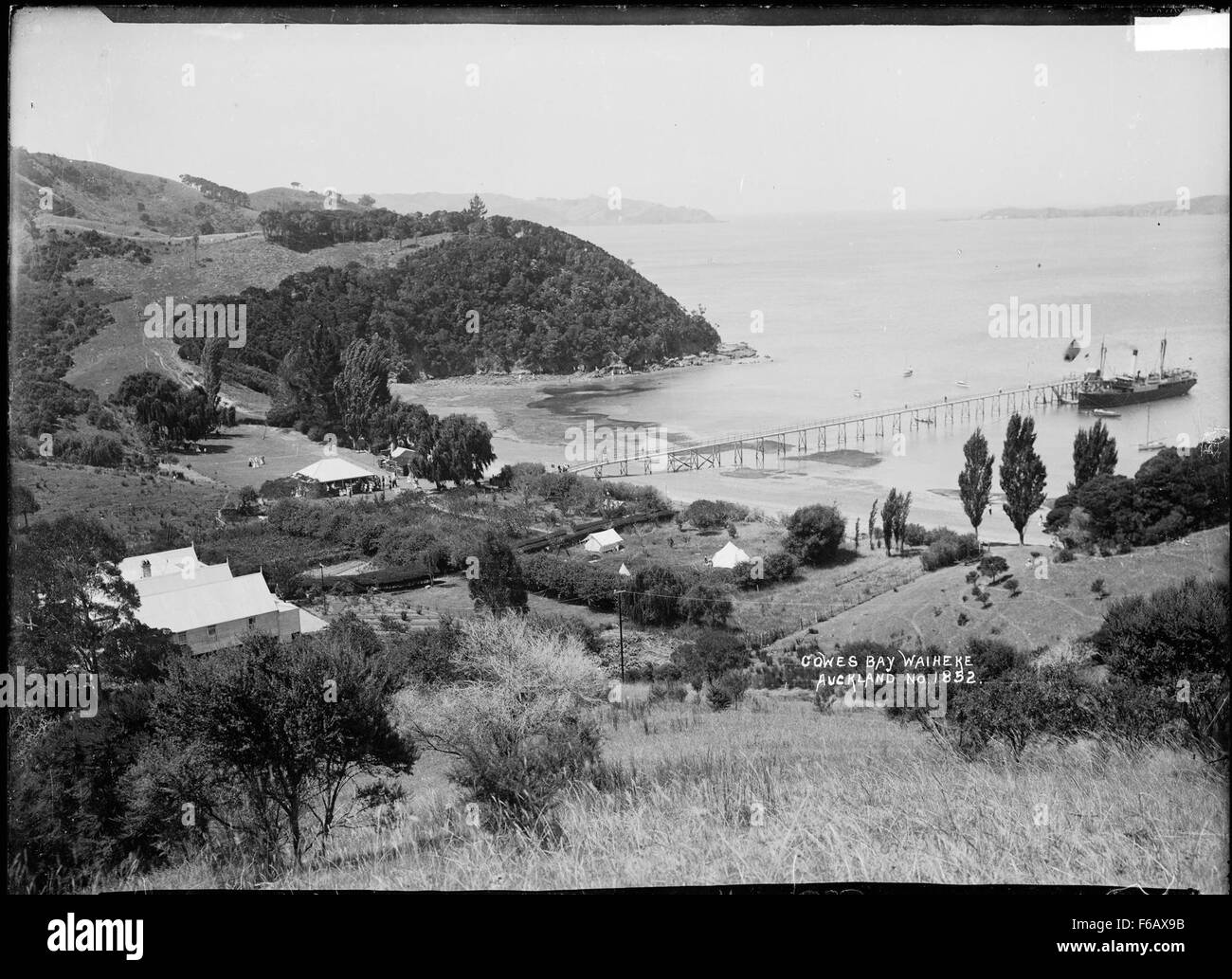Vintage ferry island hi-res stock photography and images - Alamy