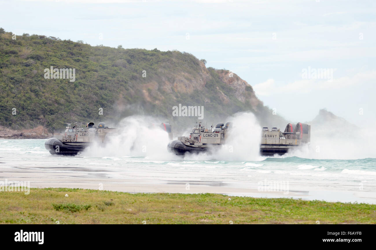 Royal navy landing craft hi-res stock photography and images - Alamy