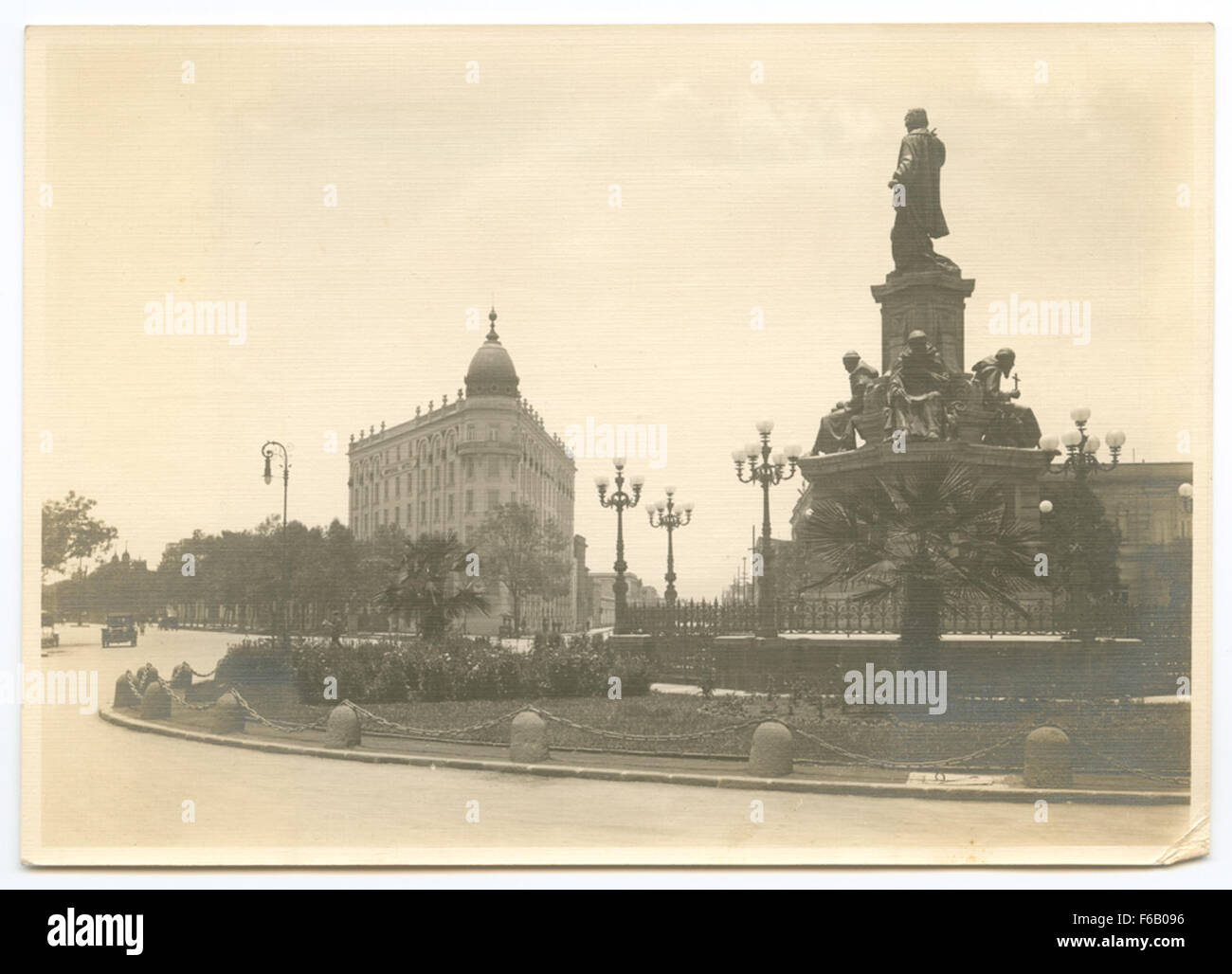 Estatua de colón hi-res stock photography and images - Alamy