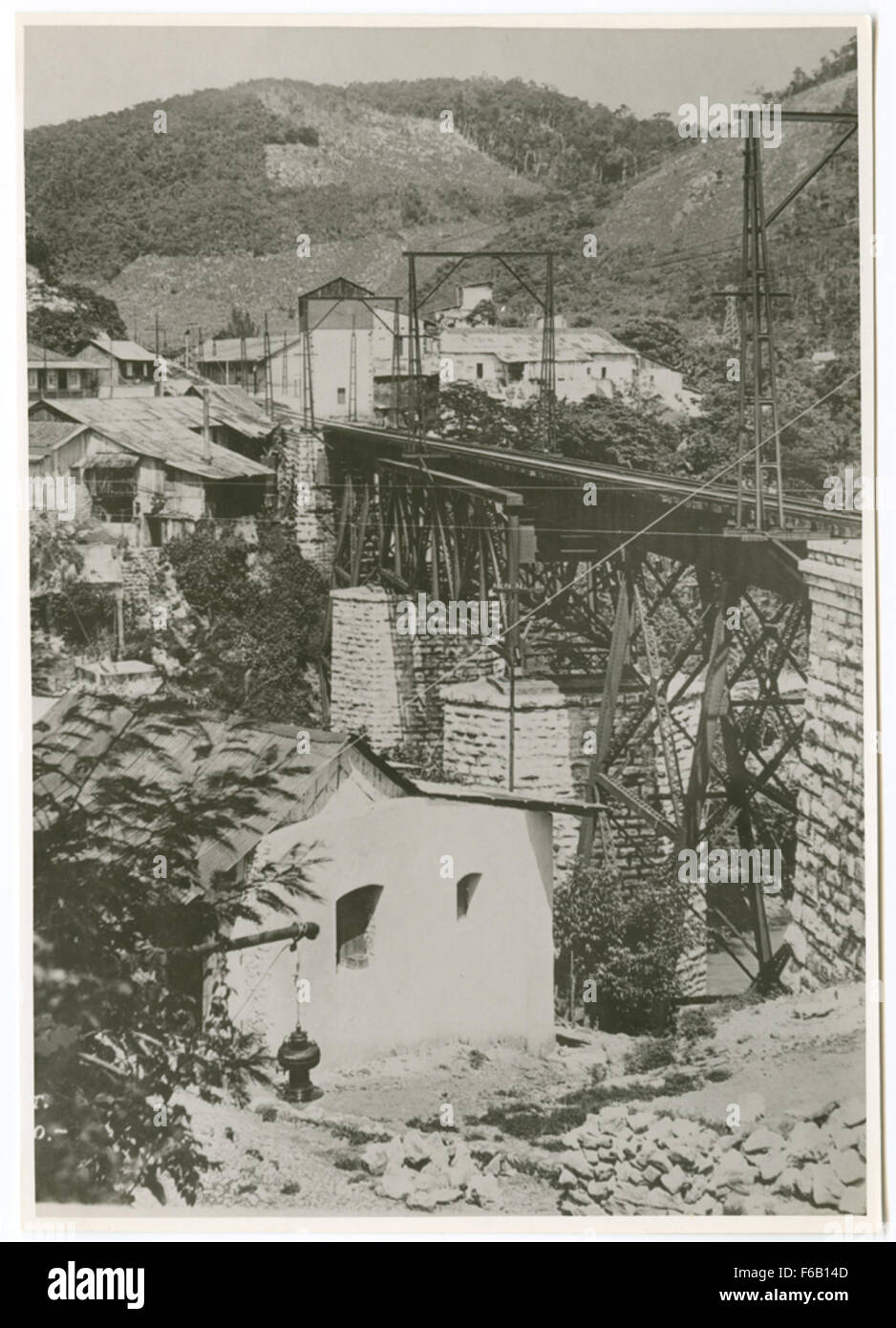 The Ferrocarril Mexicano railroad bridge, located in a Mexican village ...