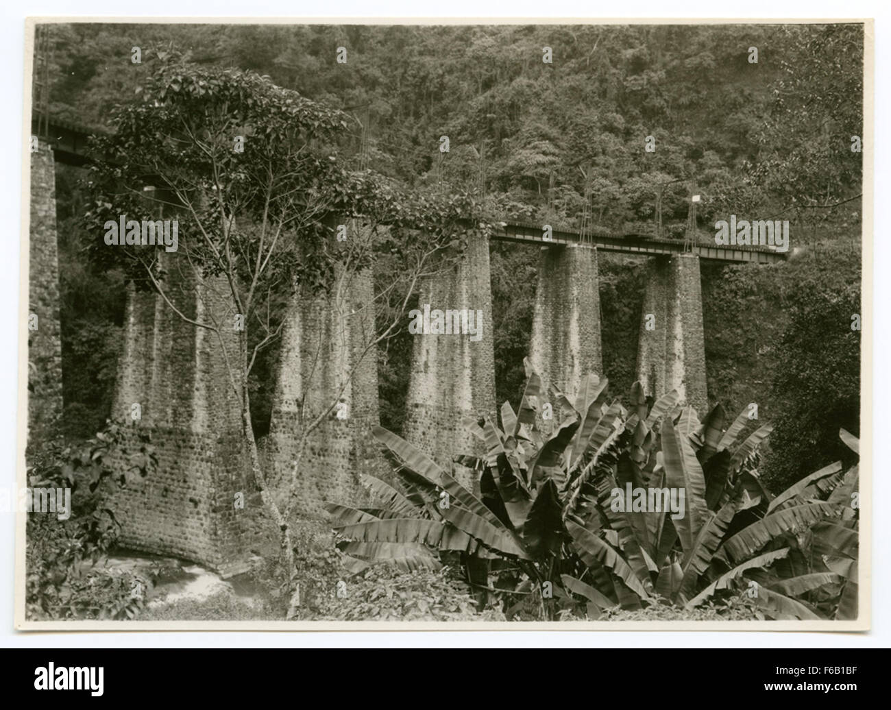 The Puente de Metlac, part of the Mexican Railway system, spans the ...