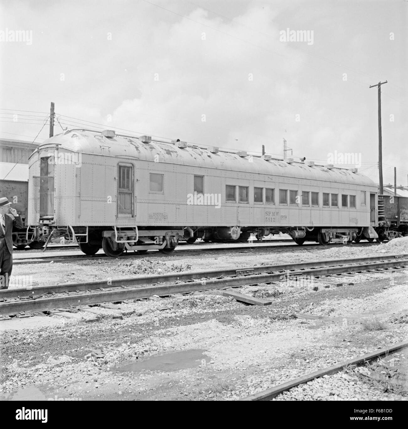 This image shows the Southern Pacific Maintenance of Way Rider Car ...