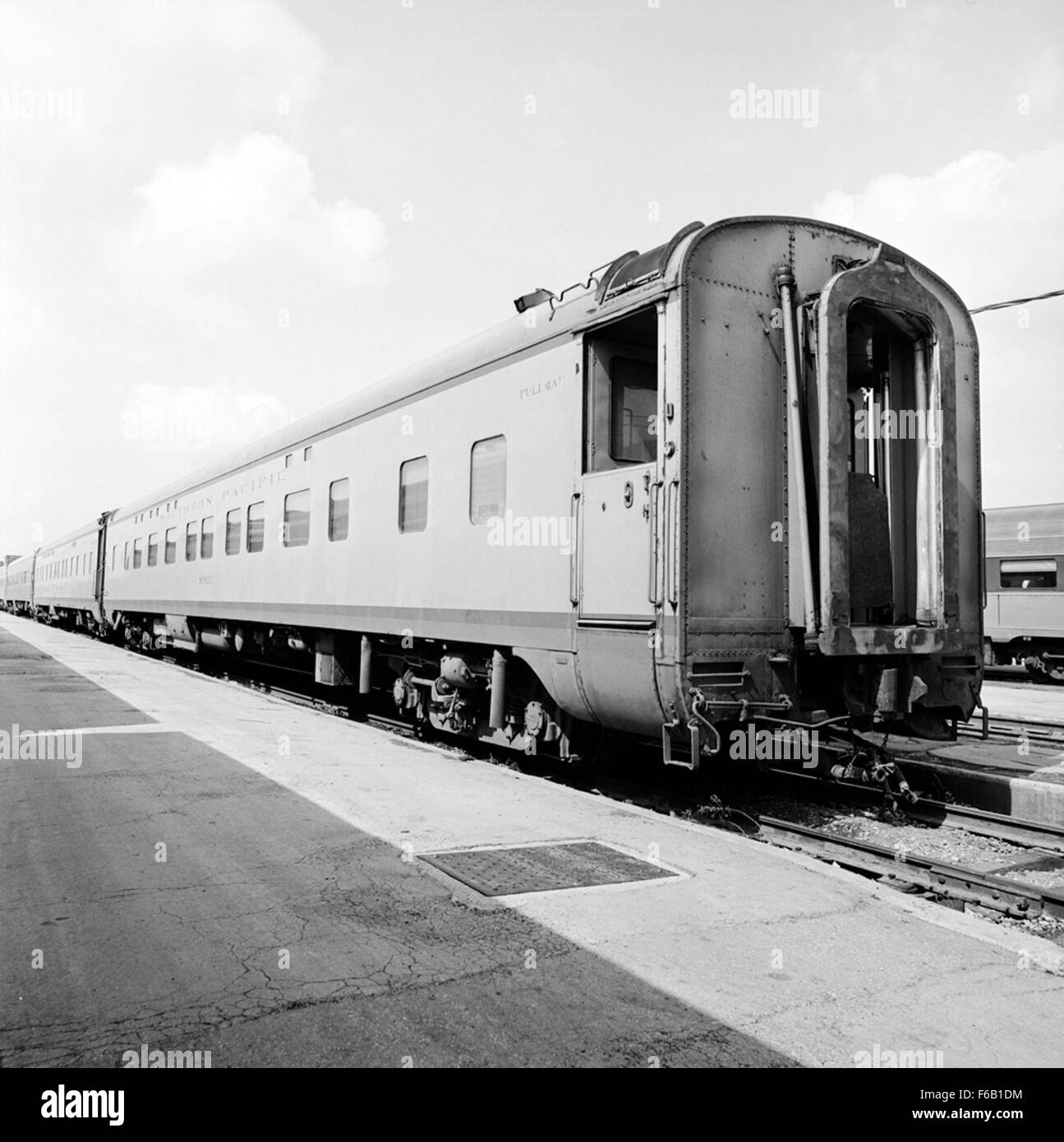 Pullman rail car Black and White Stock Photos & Images - Alamy