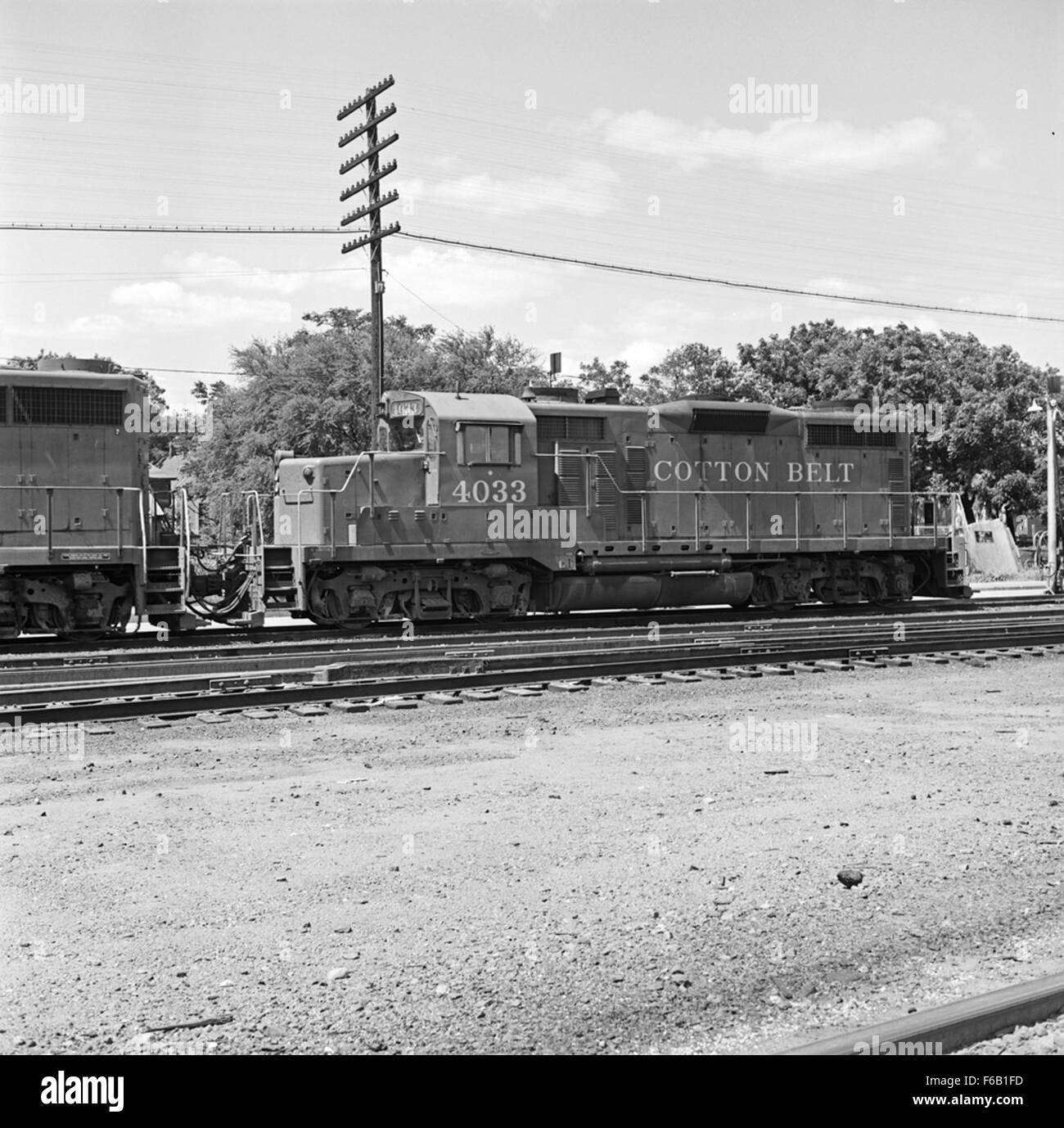 St. Louis Southwestern Diesel Electric Switcher No. 4033 is an iconic ...