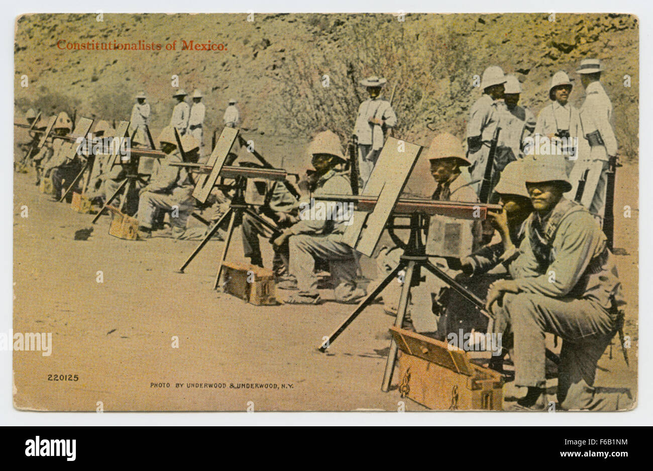 Mexican revolutionaries with guns hi-res stock photography and images ...