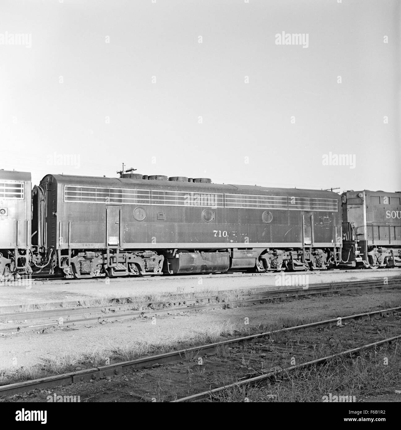 Diesel electric freight locomotive Black and White Stock Photos ...