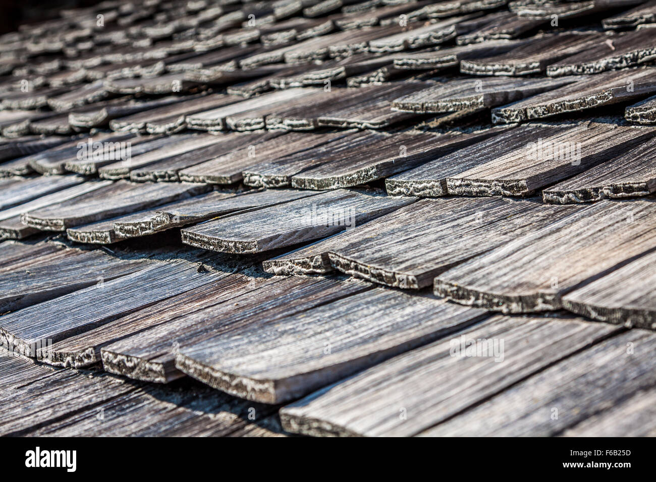 Wooden roof tiles hi-res stock photography and images - Alamy