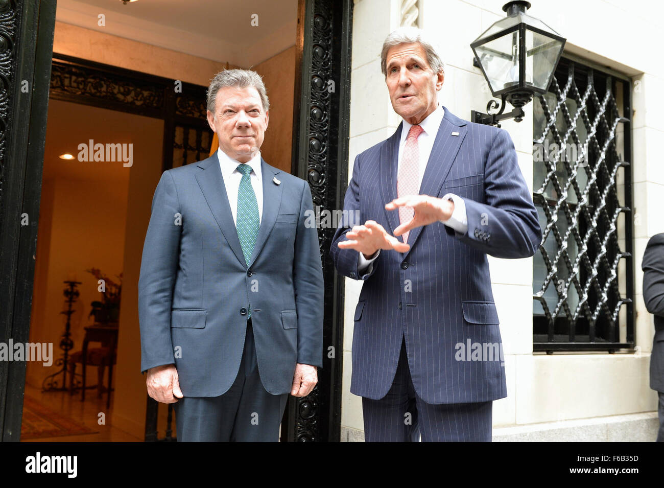 Secretary Kerry and Colombian President Santos Address Reporters Before ...