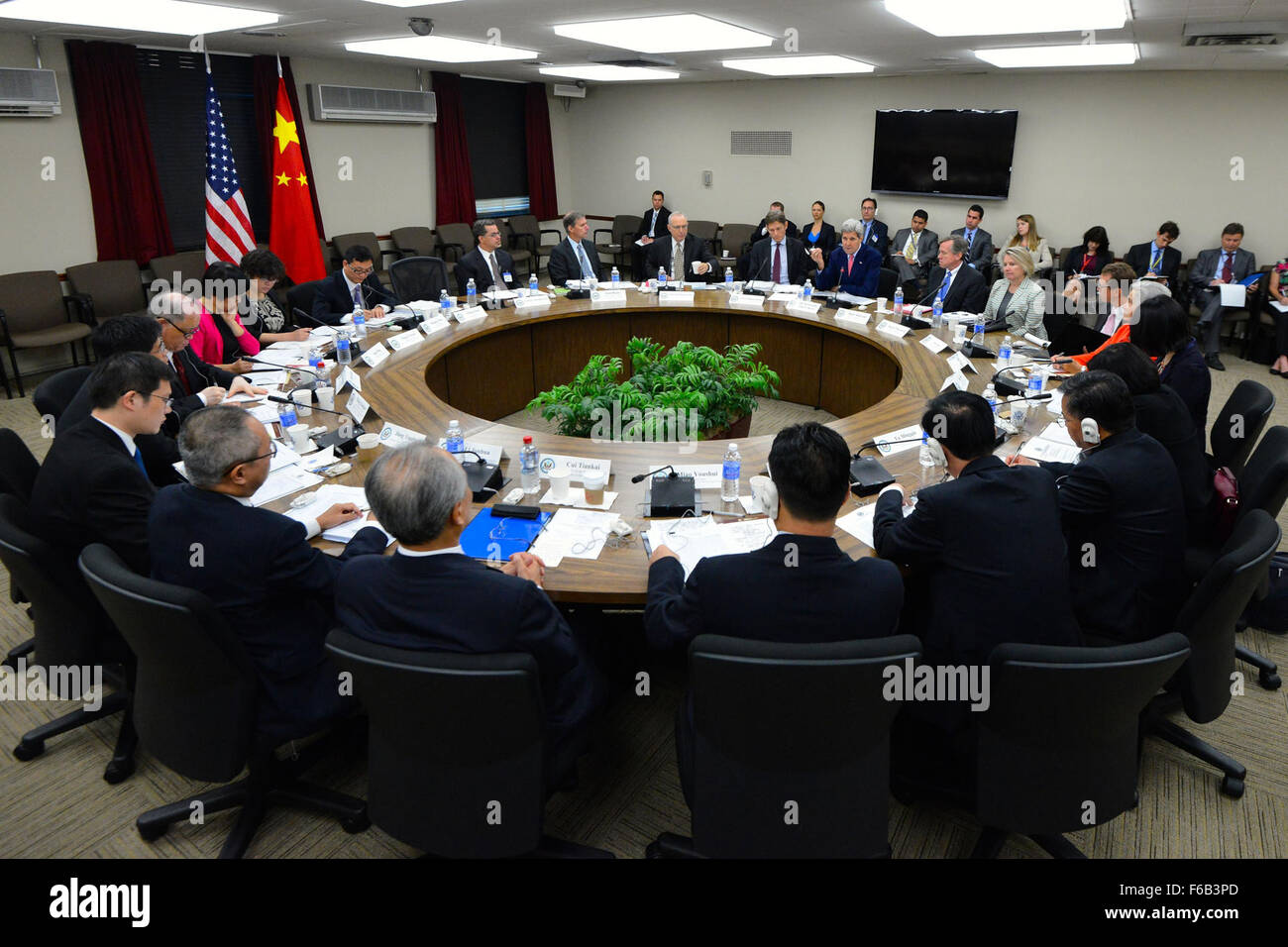 China human rights hi-res stock photography and images - Alamy