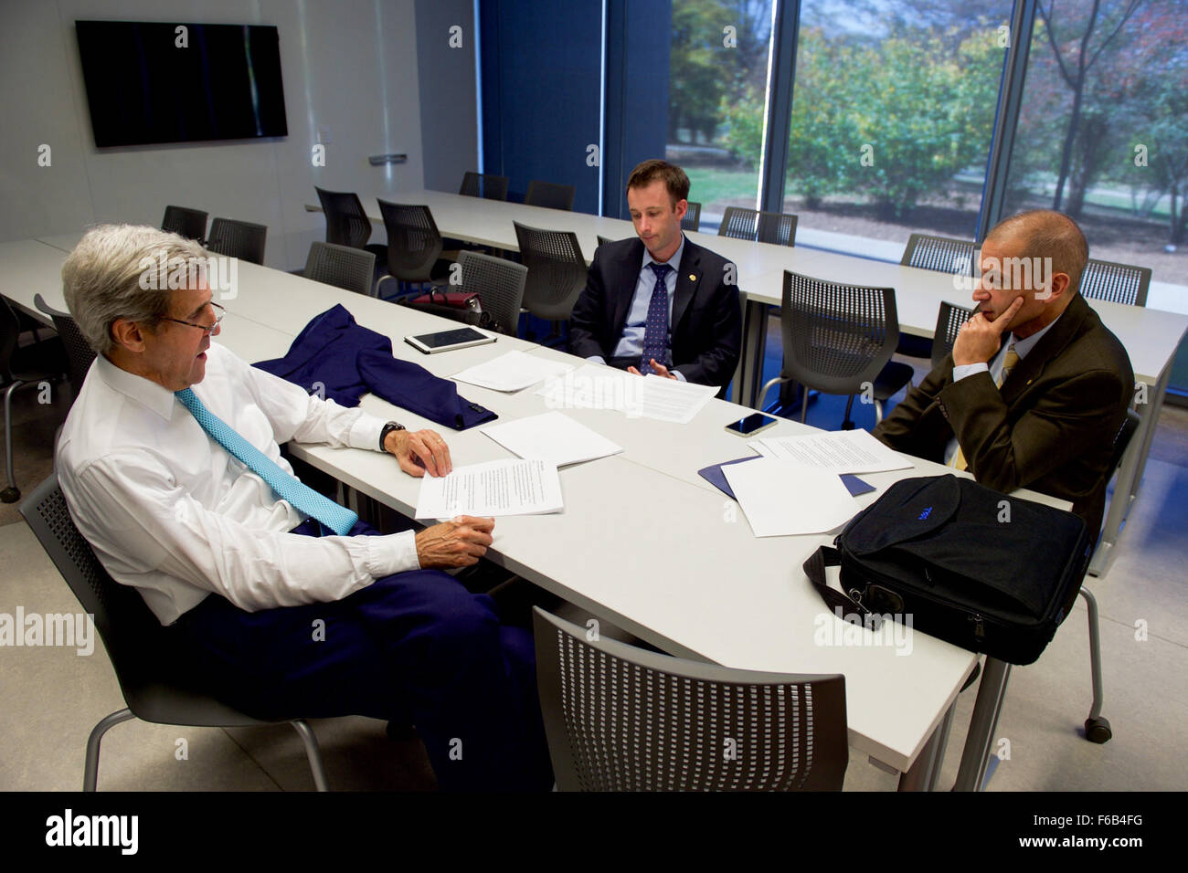 Secretary Kerry Prepares for his Interview With NPR's Steve Inskeep ...
