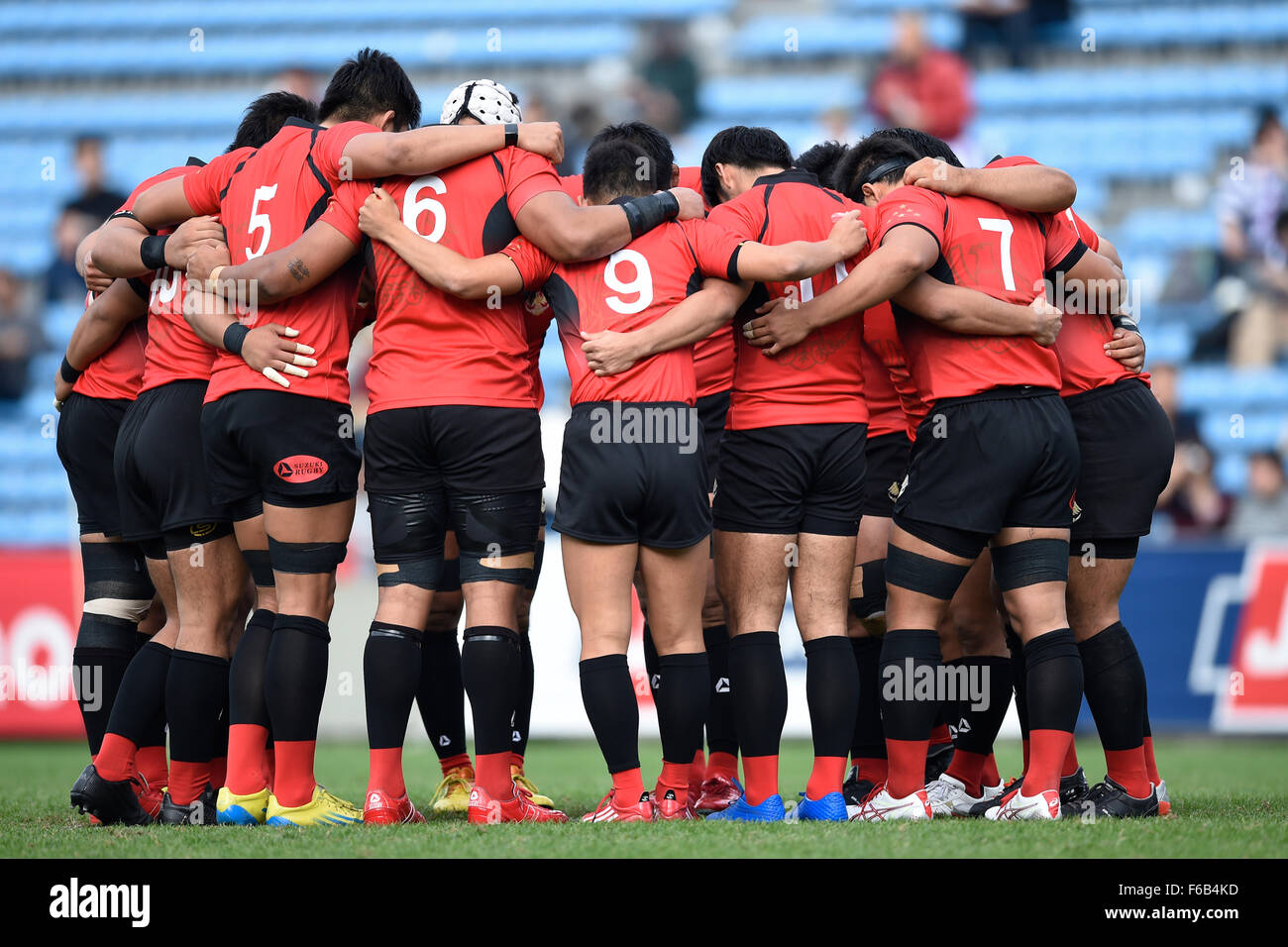Chichibunomiya Rugby Stadium, Tokyo, Japan. 15th Nov, 2015. Teikyo ...