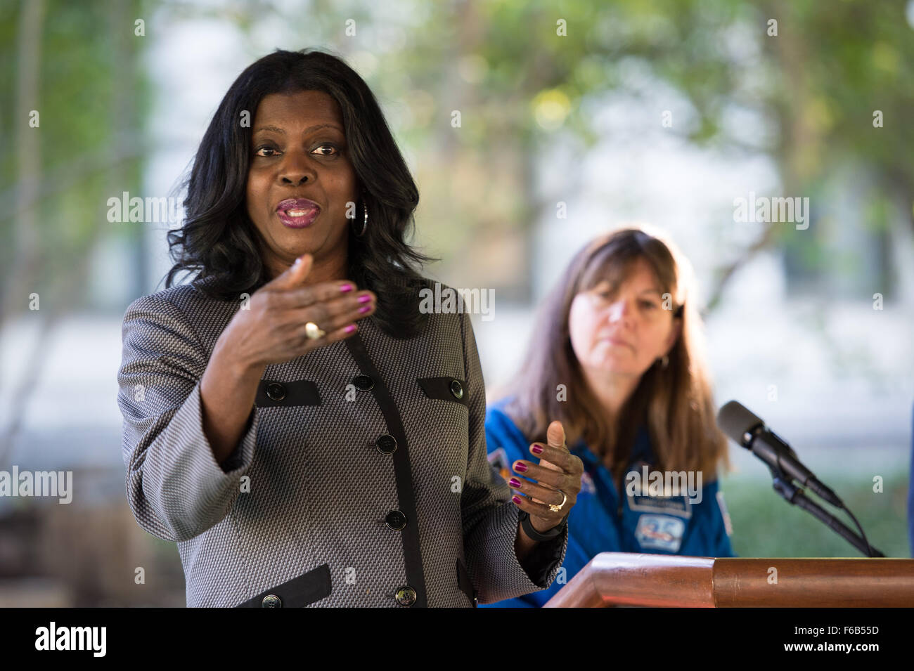 Chavonda jacobs young hi-res stock photography and images - Alamy