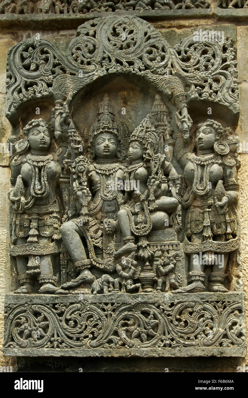 Intricate artwork at ancient hindu temple in Belur Karnataka Stock ...