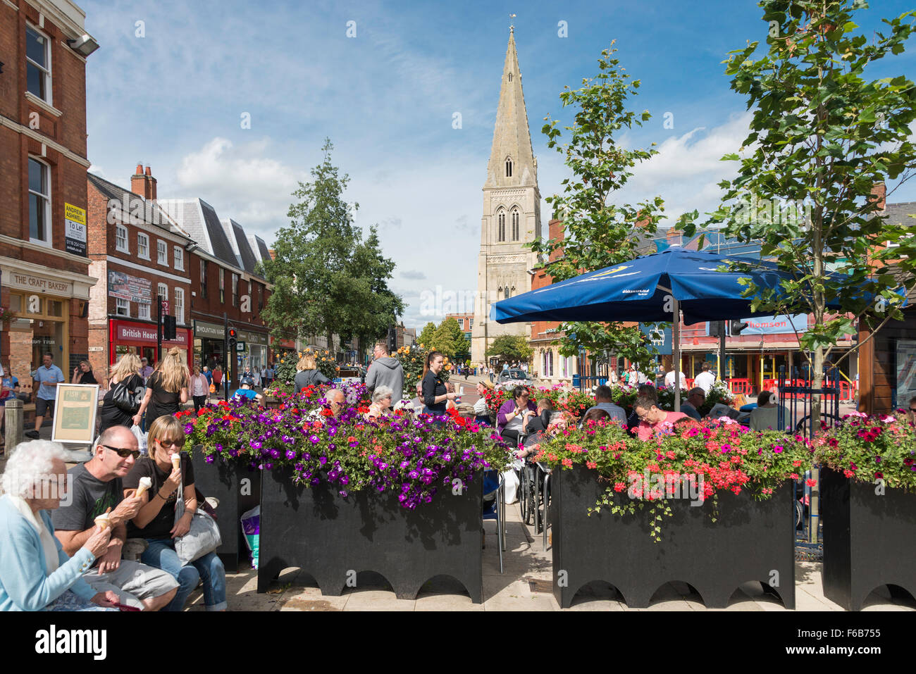 Market harborough the square hi-res stock photography and images - Alamy