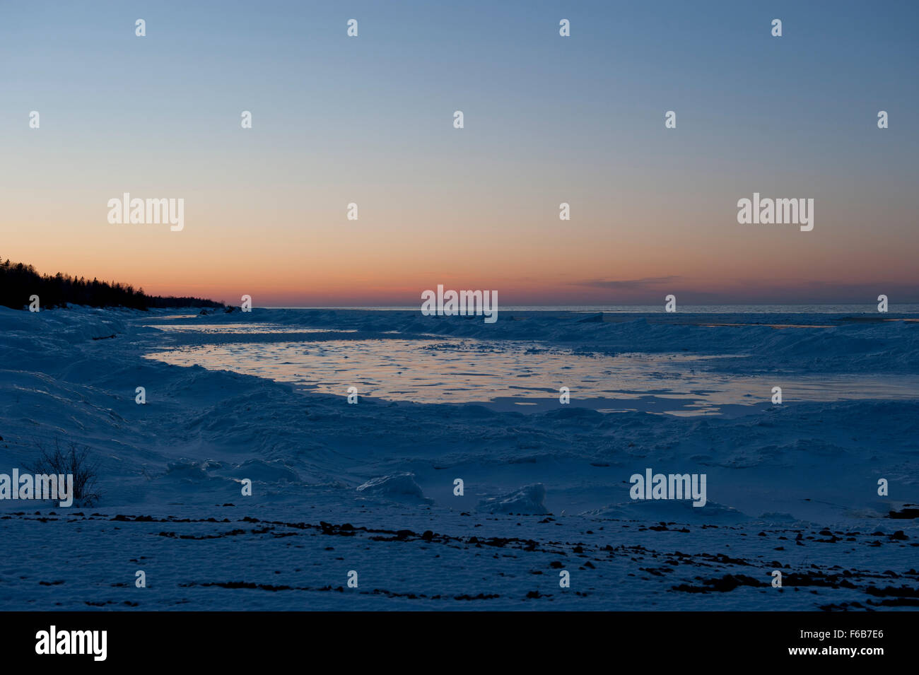 Snowy Sunset Outdoors Stock Photo - Alamy