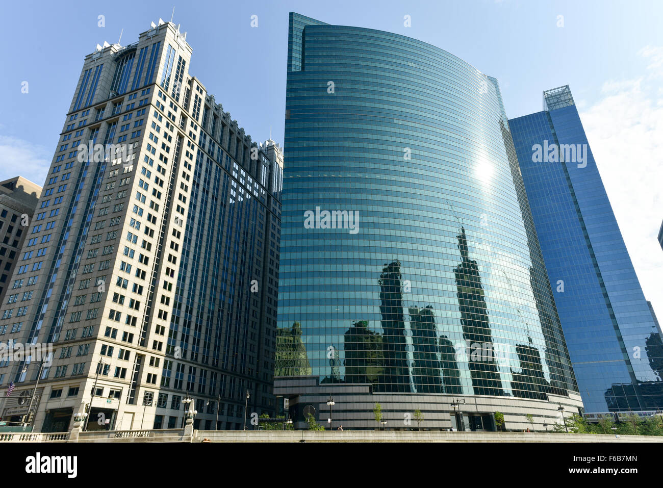 Chicago, Illinois - September 5, 2015: 333 West Wacker Drive is a ...