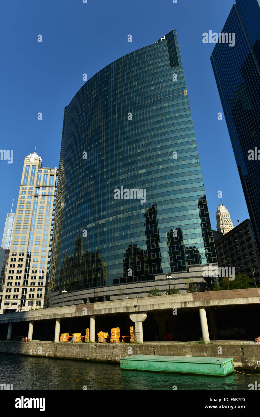 333 north michigan avenue hi-res stock photography and images - Alamy