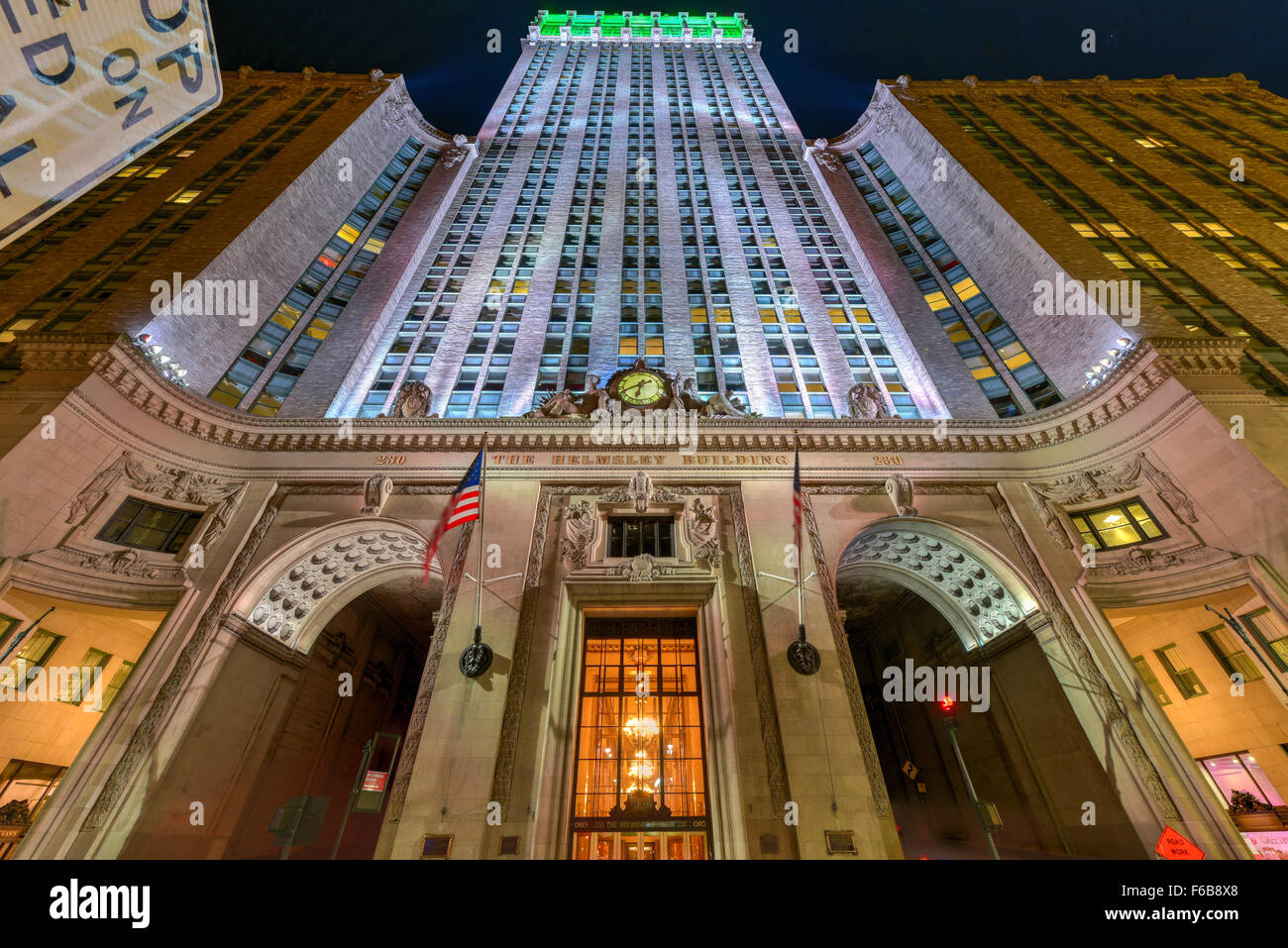 New York City - November 8, 2015: The Helmsley Building in New York, NY ...