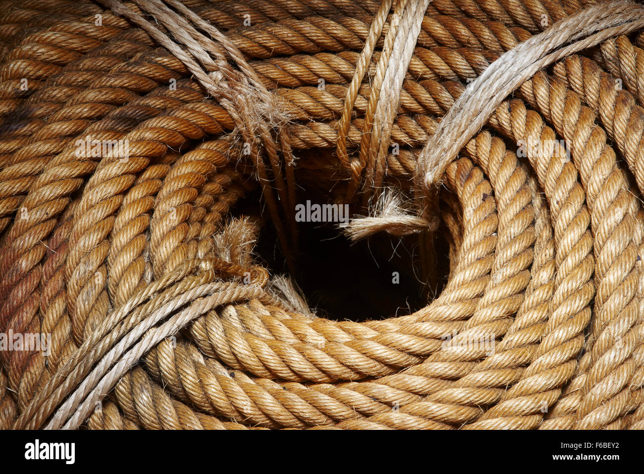 Large circular object hi-res stock photography and images - Alamy