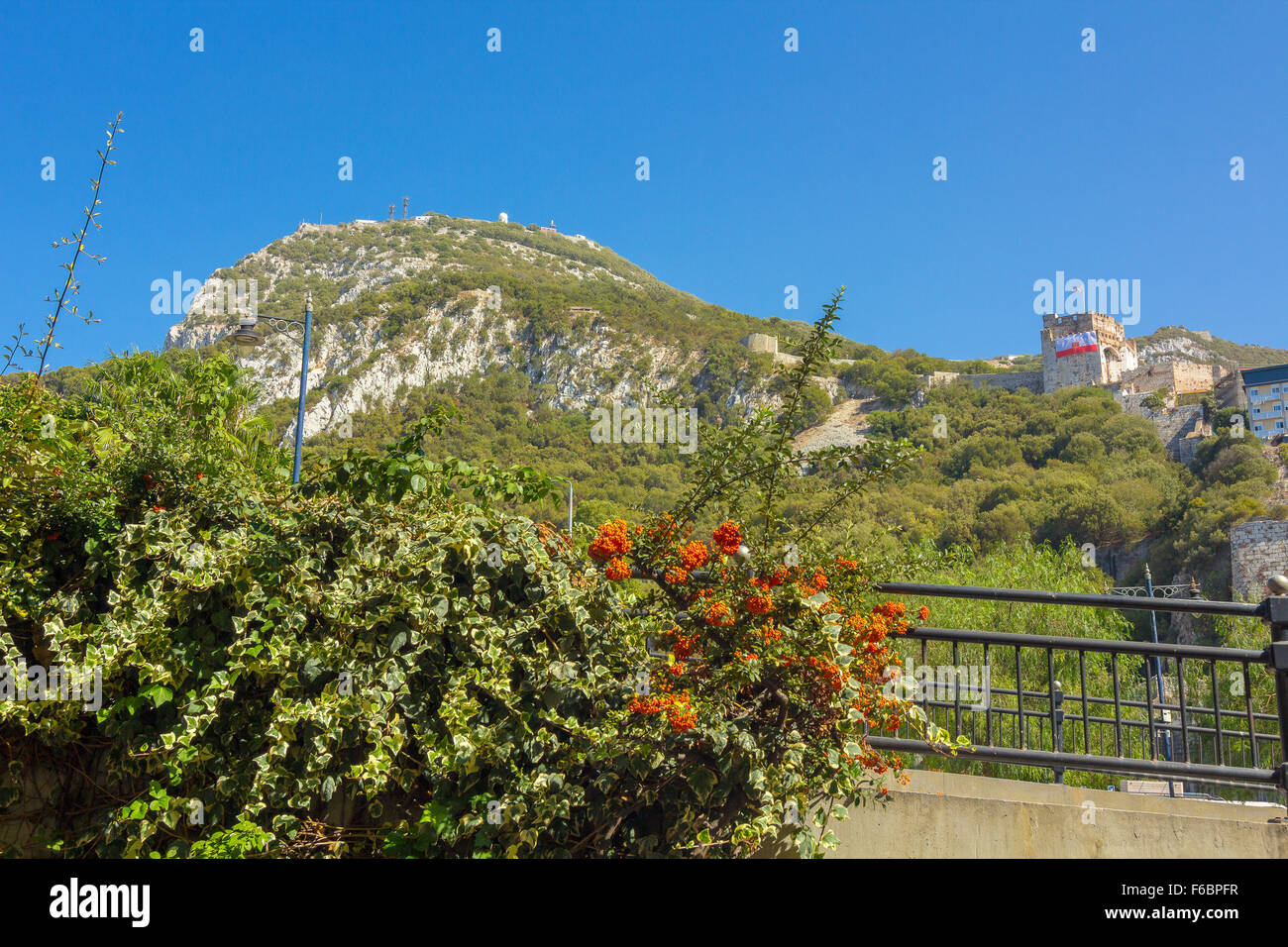 Rock of gibraltar hi-res stock photography and images - Alamy