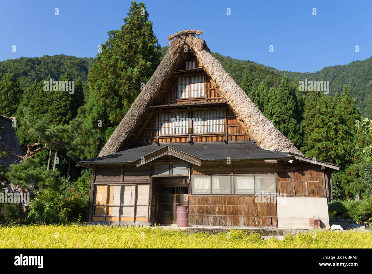 Gassho Zukuri (Gassho-style) House in Suganuma area of Gokayama, Japan ...