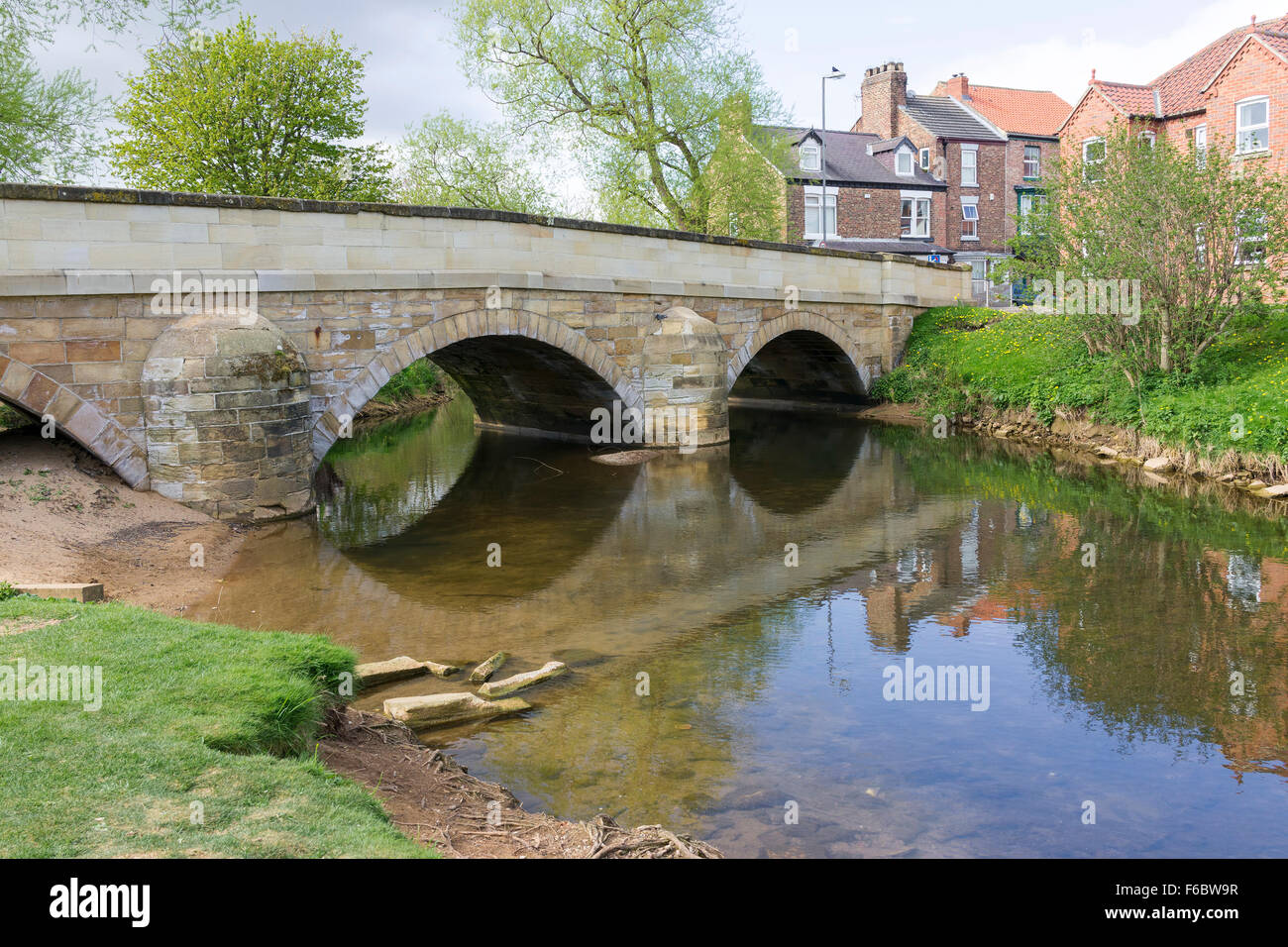 Thirsk Waters & Bridge Thirsk North Yorkshire home to James Herriott ...