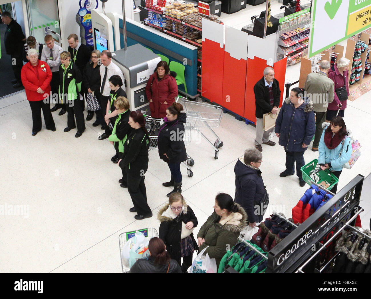 Asda Staff Stock Photos & Asda Staff Stock Images - Alamy