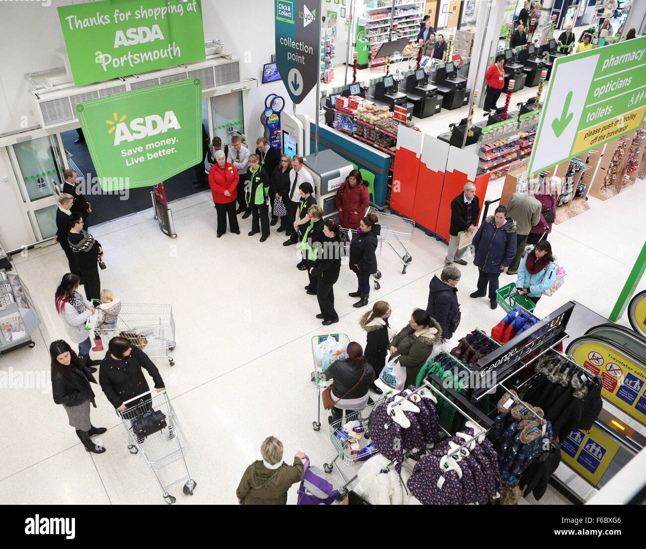 Asda Staff Stock Photos & Asda Staff Stock Images - Alamy
