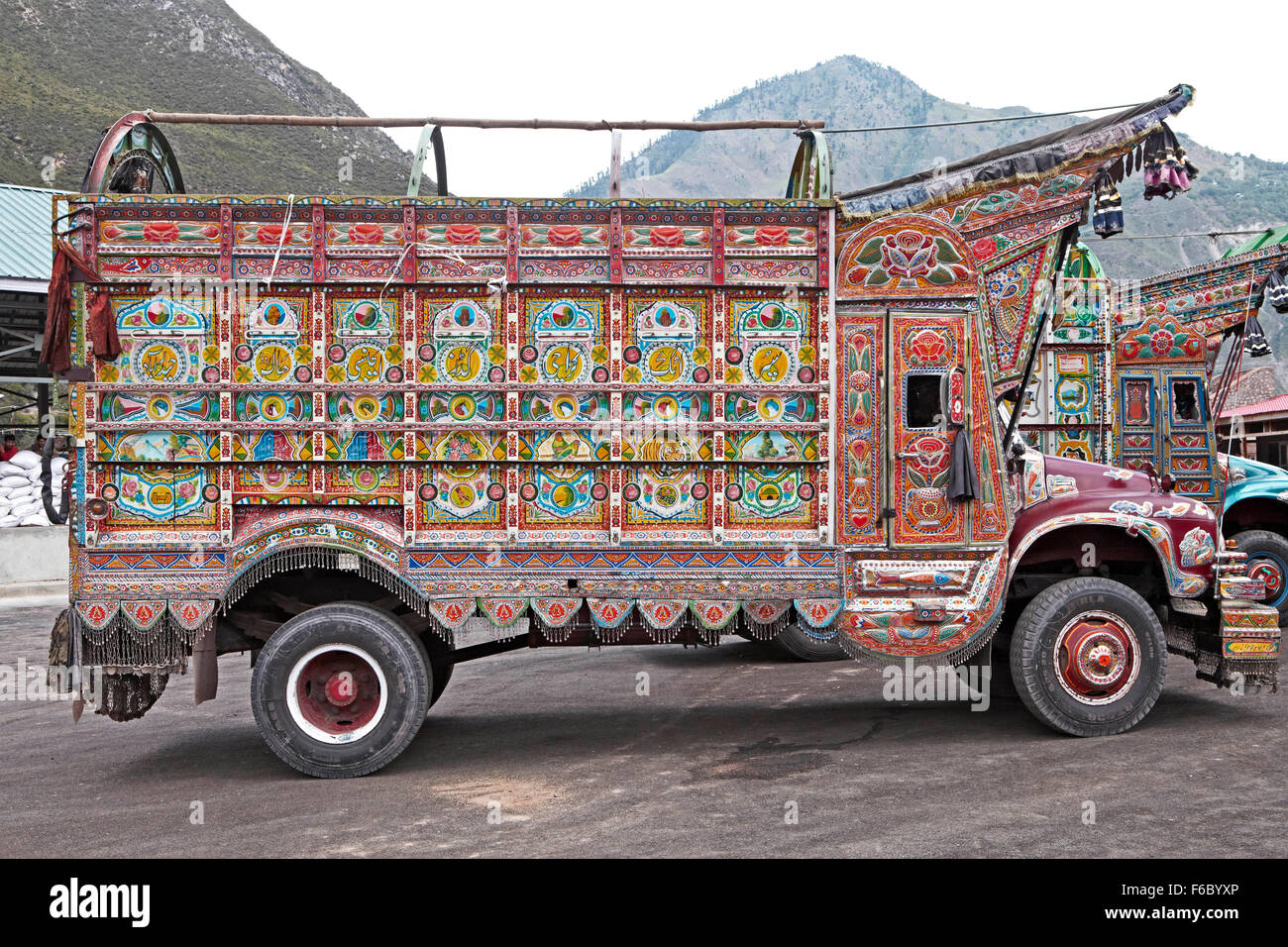 Pakistani Truck Side View