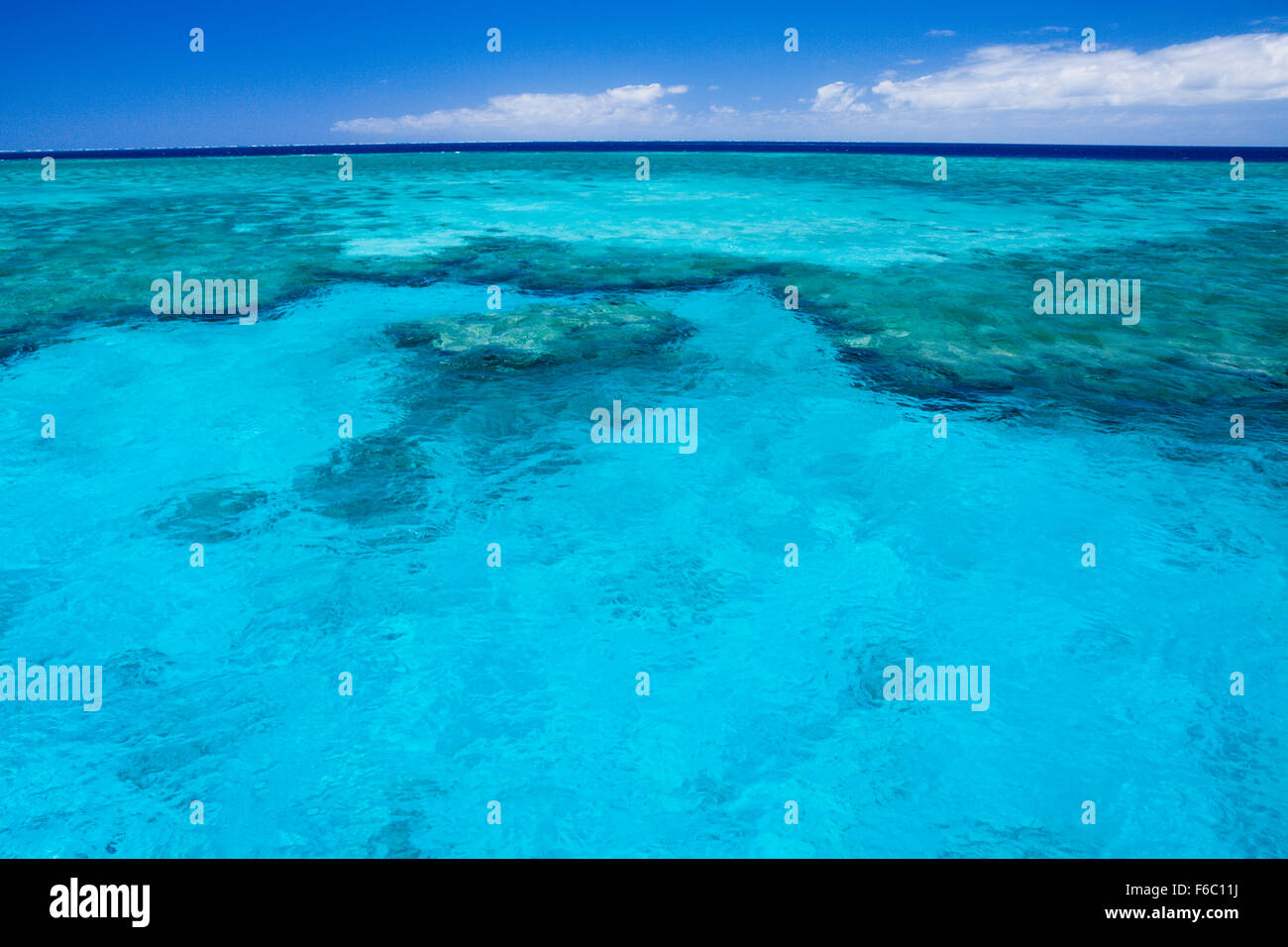 Aerial view of reef and lagoon hi-res stock photography and images - Alamy