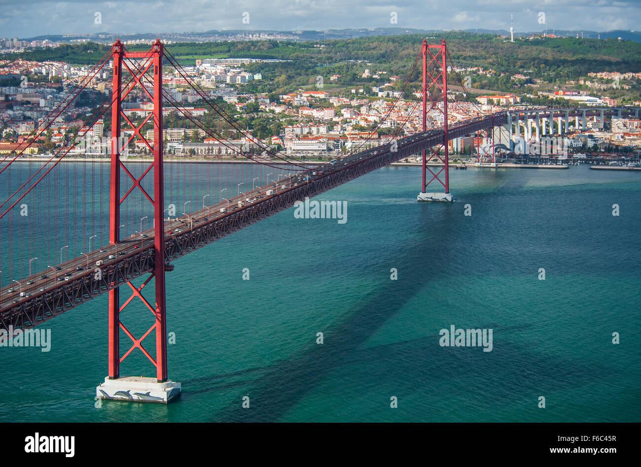 Lisbon bridge hi-res stock photography and images - Alamy
