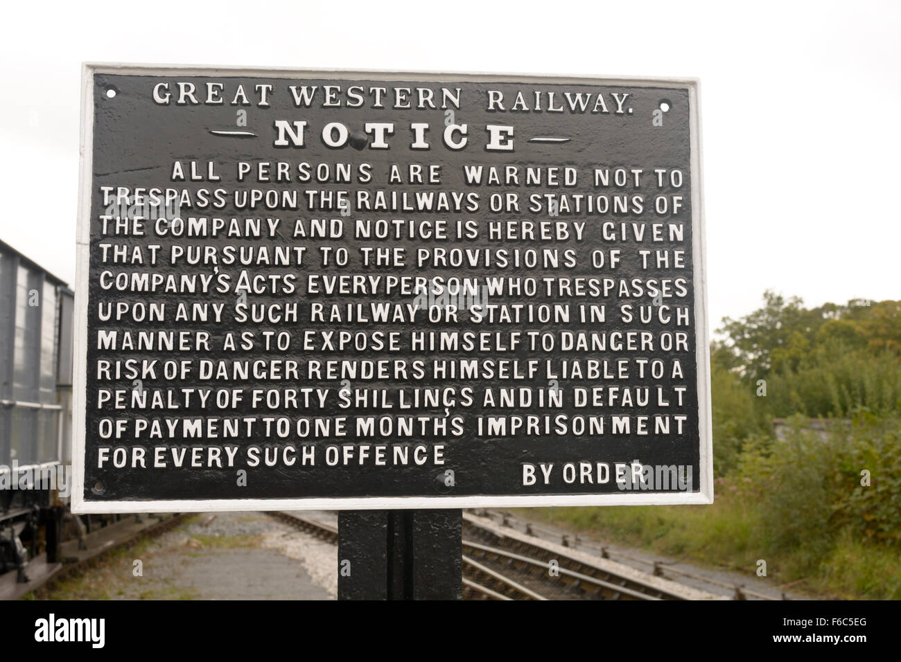 Gwr sign hi-res stock photography and images - Alamy