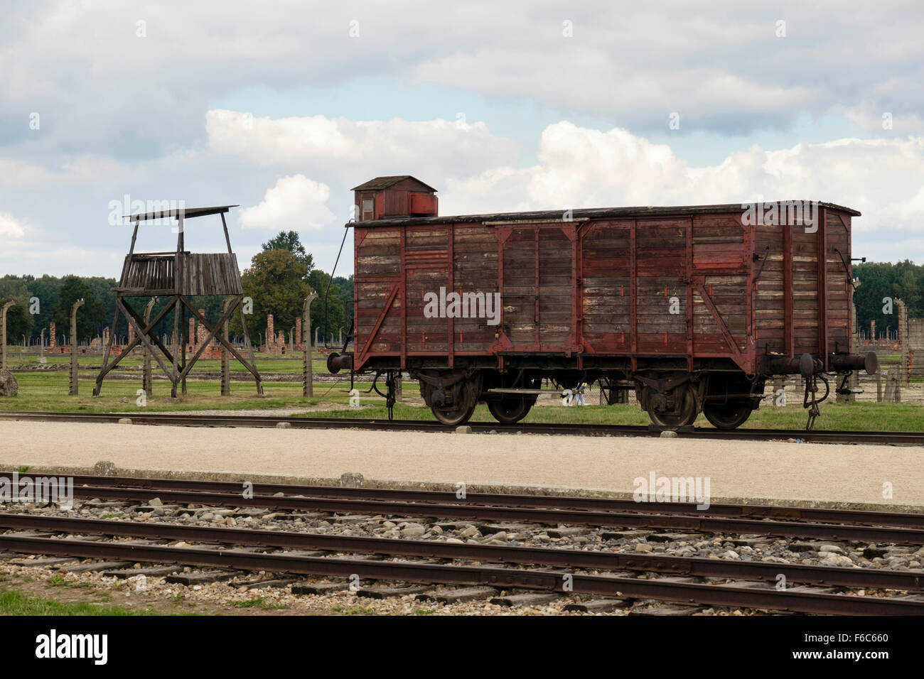 Train tracks auschwitz ii concentration camp hi-res stock photography ...