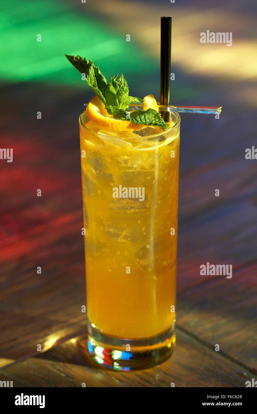Singapore Sling Cocktail Stock Photo - Alamy