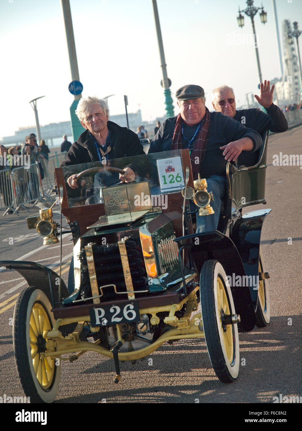 Arrivals on the seafront from the London to Brighton Veteran Car Rally ...