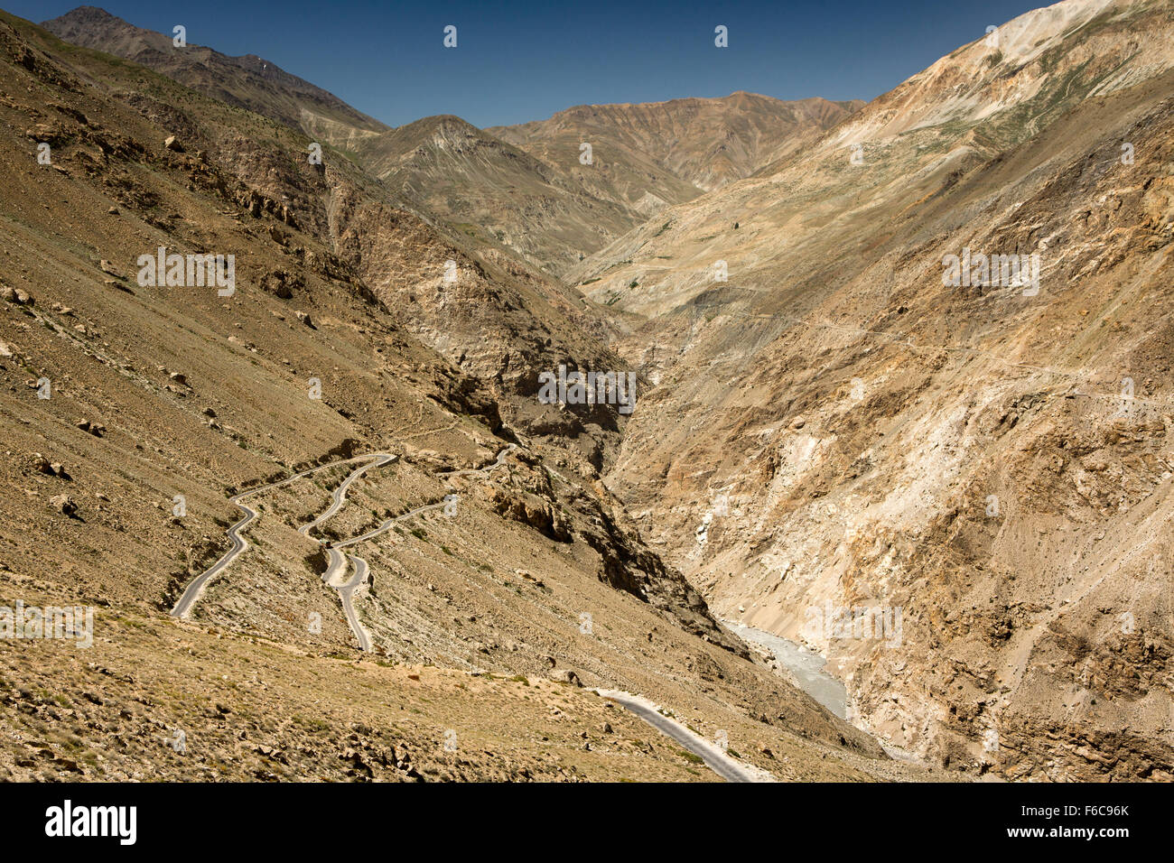 India, Himachal Pradesh, Spiti, Yangthang, hairpin bends on on ...
