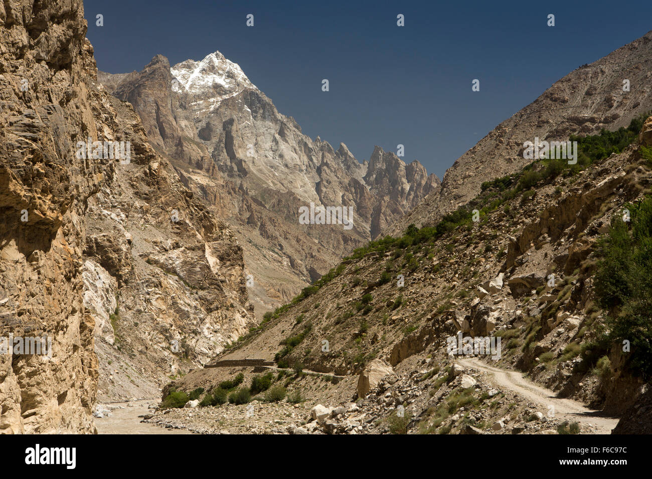 Kinnaur valley hi-res stock photography and images - Alamy