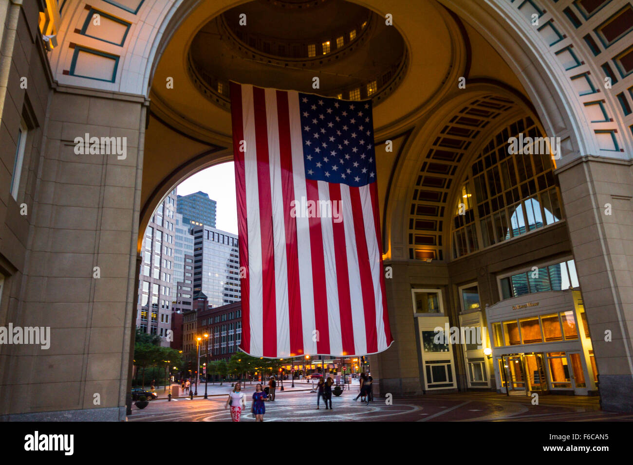 Outline boston massachusetts city hi-res stock photography and images ...