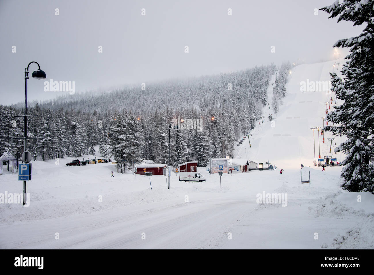 Lapland ski trekking hi-res stock photography and images - Alamy
