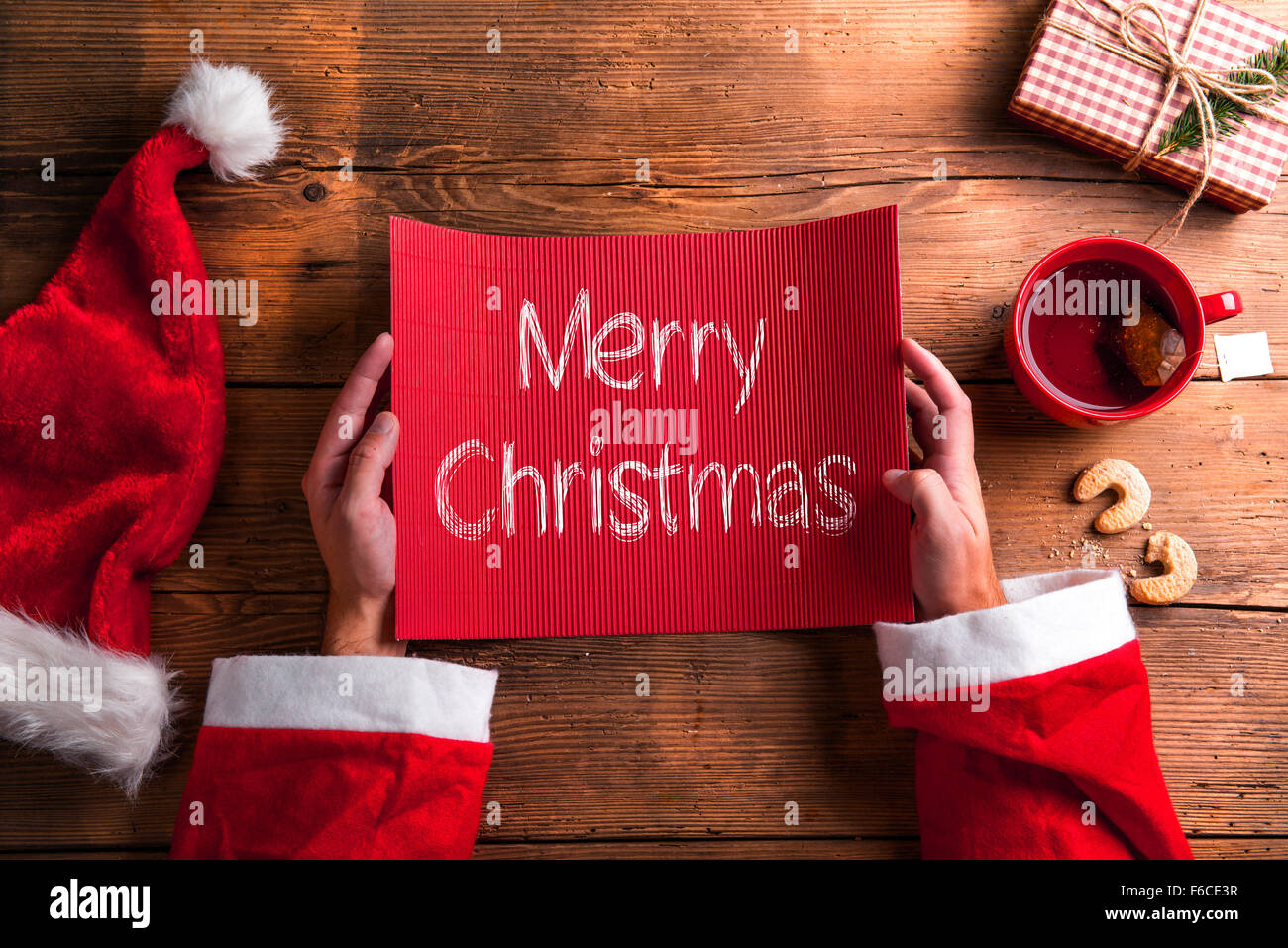 Adult santa claus hi-res stock photography and images - Alamy