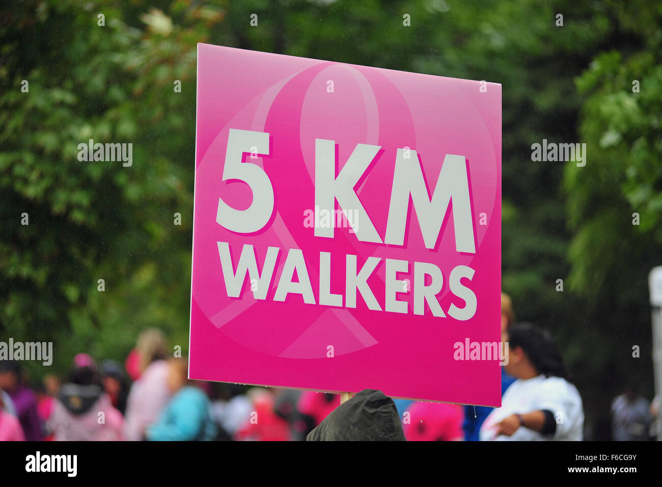Walking 5km hi-res stock photography and images - Alamy