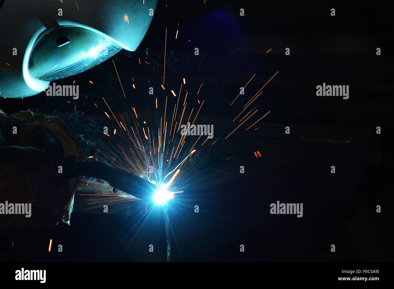 Welding shop hi-res stock photography and images - Alamy