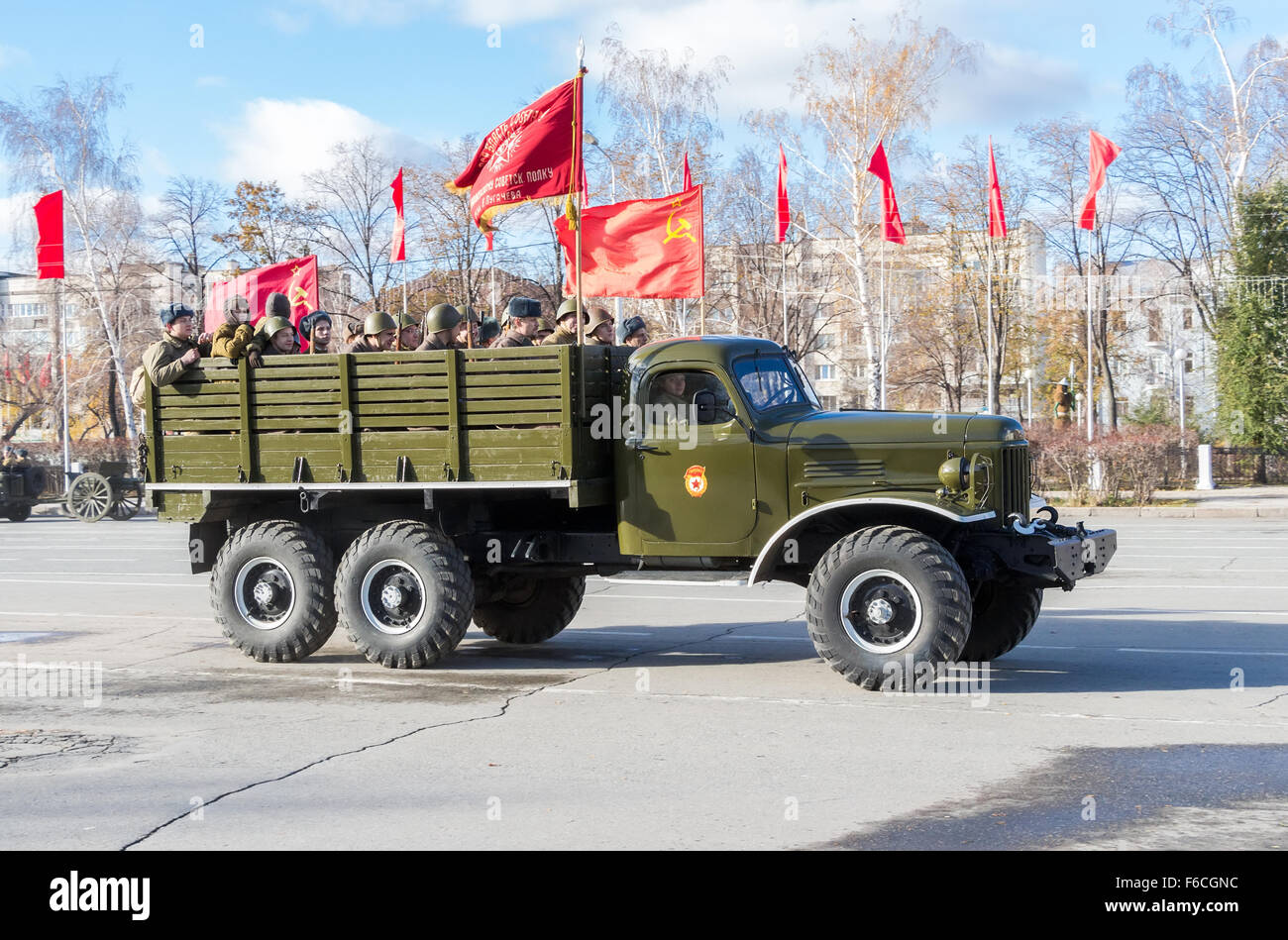 Reenactment of the battle near Moscow in 1941 at the Kuibyshev square ...