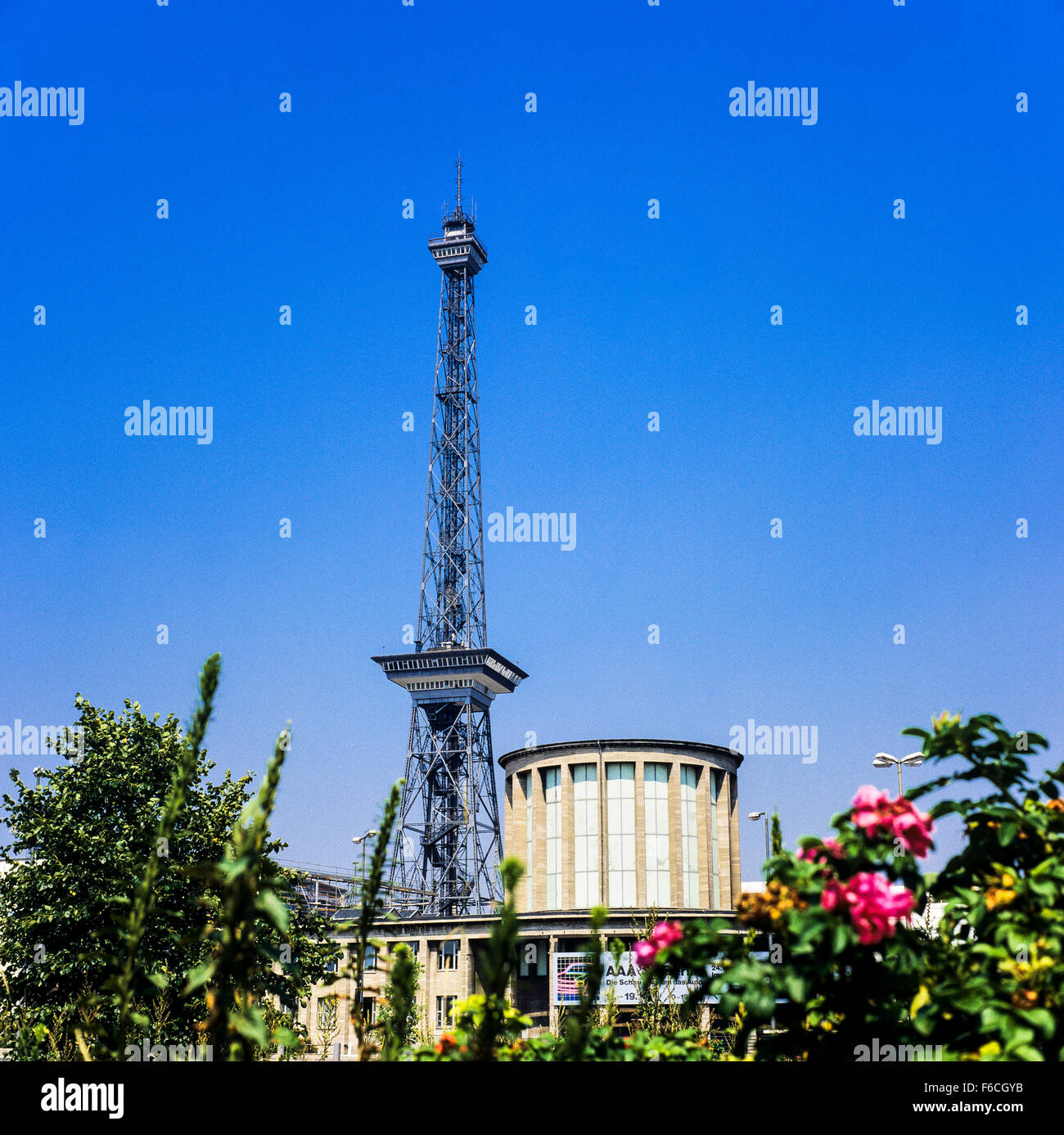 Historical radio tower hi-res stock photography and images - Alamy