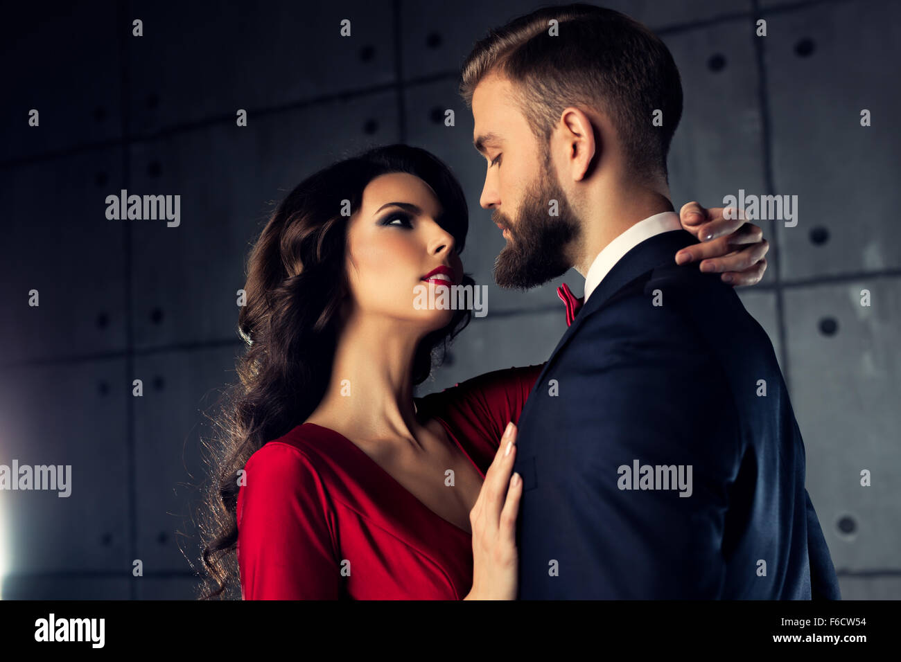 Couple young dress hi-res stock photography and images - Alamy