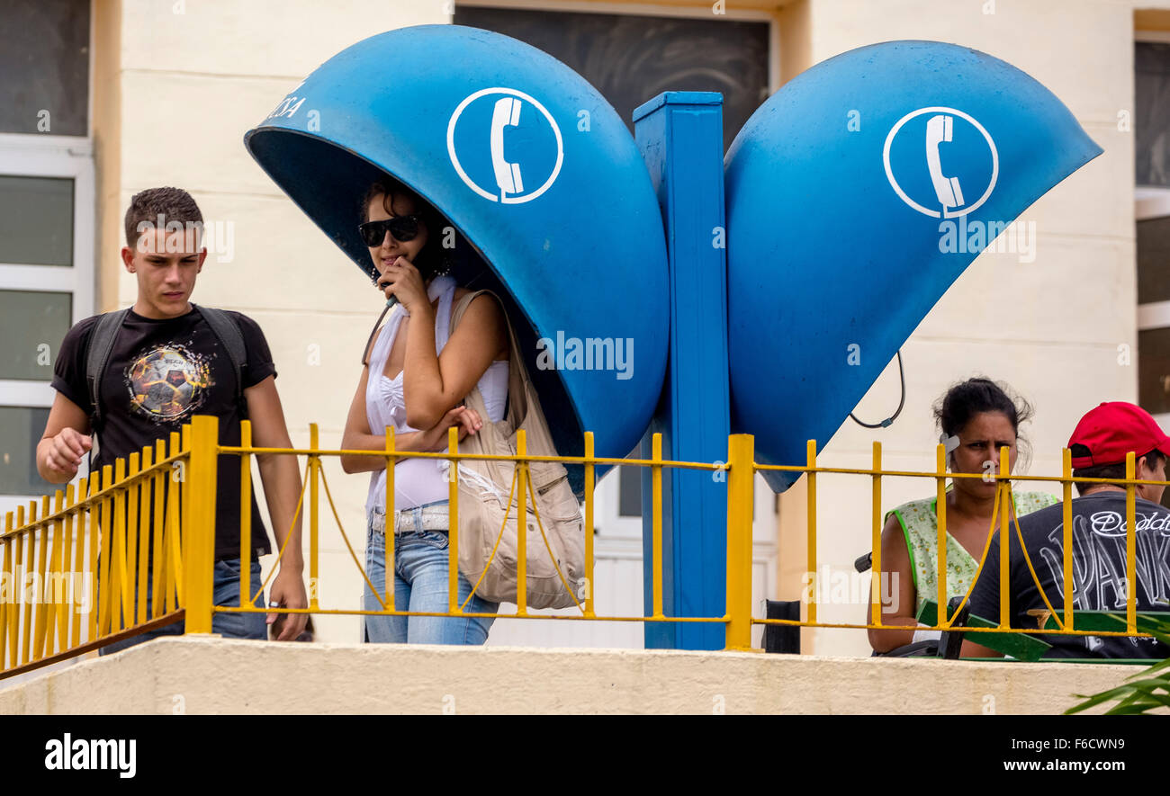 Telephone booths hi-res stock photography and images - Alamy