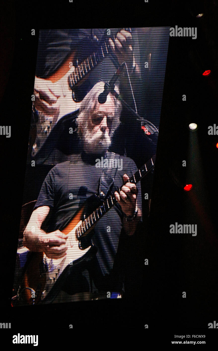 Bob weir 2015 hi-res stock photography and images - Alamy