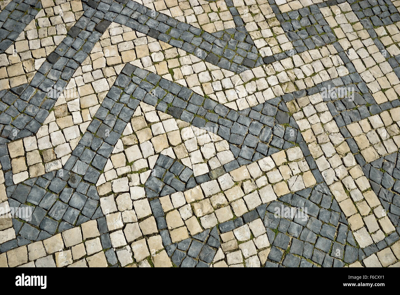 Pavement design lisbon hi-res stock photography and images - Alamy
