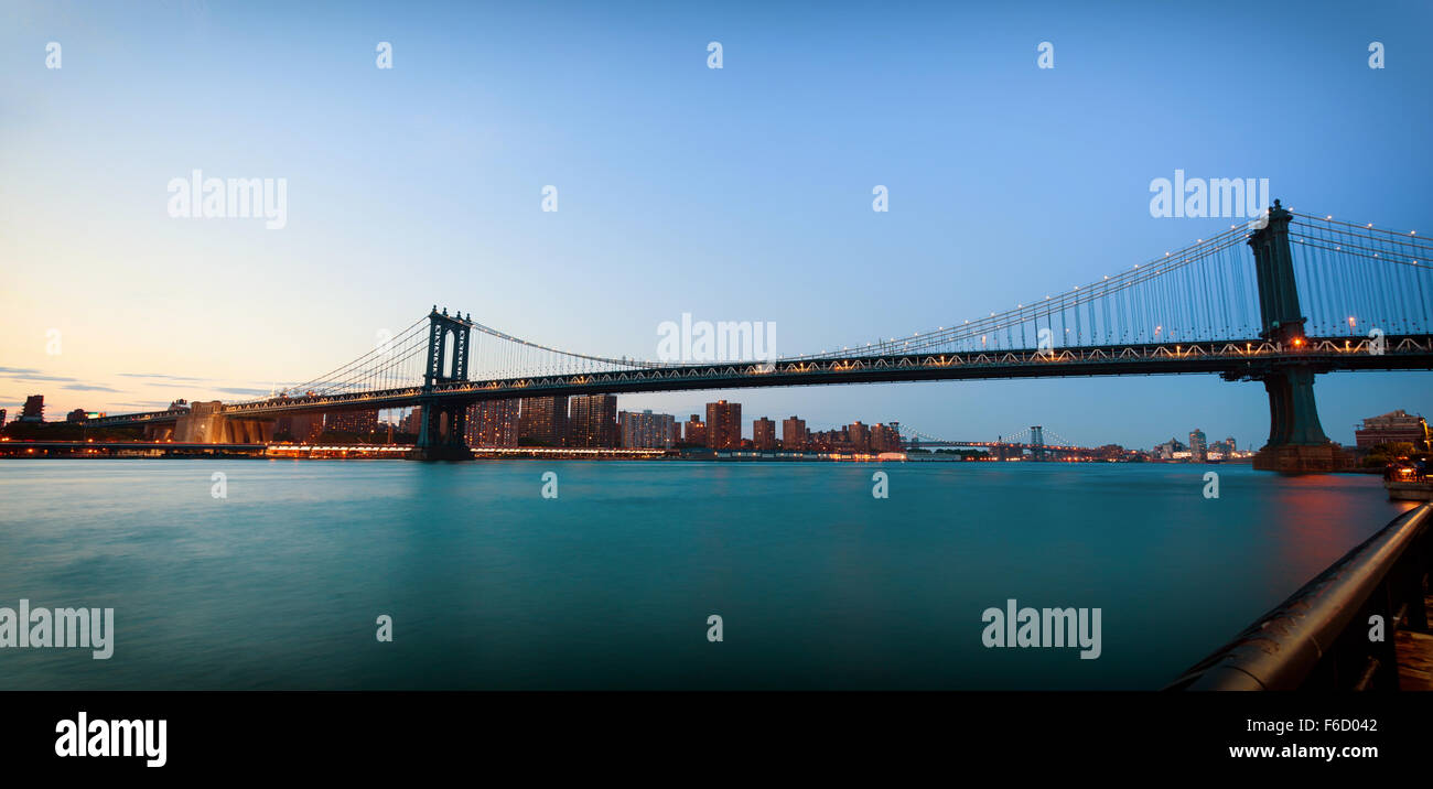 Manhattan Bridge illuminated at dusk, New York City Stock Photo - Alamy