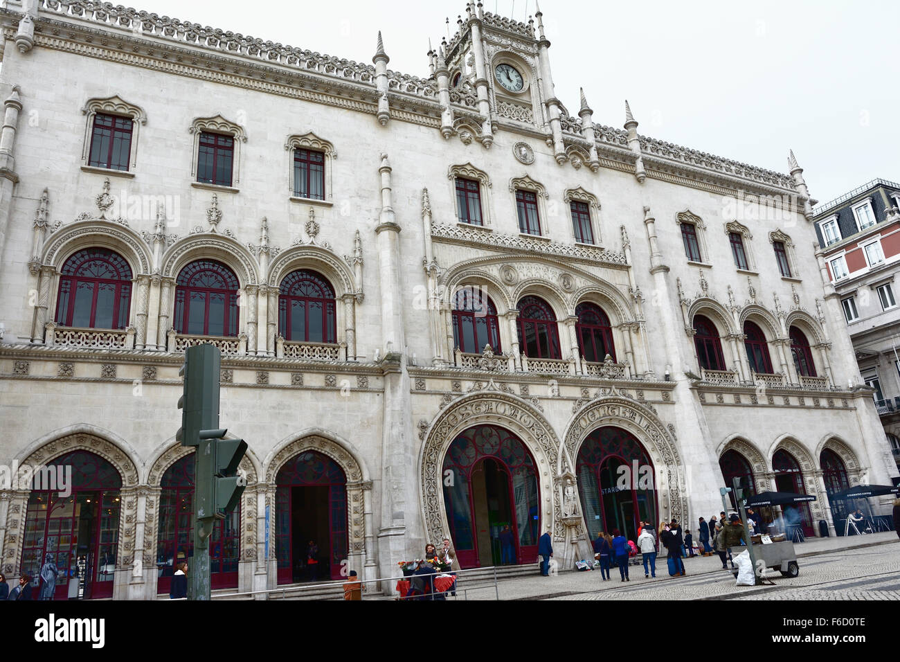 Central station of rossio hi-res stock photography and images - Alamy